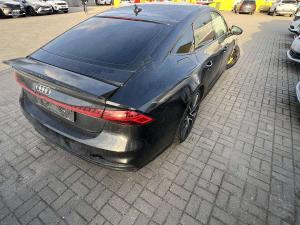 Black Audi A7 Sportback 2018 in Kaunas, with an engine capacity of 3.00 L and mileage of 175 thousand km for 17900 €, photo 5 on AUTOMOTO.COM.LV
