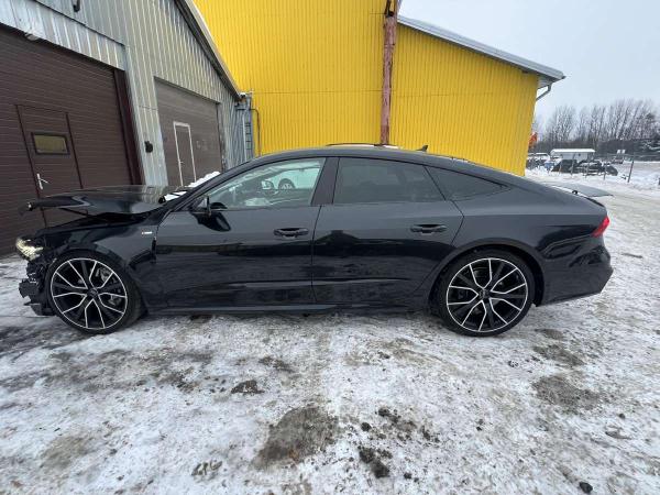 Black Audi A7 Sportback 2018 in Kaunas, with an engine capacity of 3.00 L and mileage of 175 thousand km for 16500 €, photo 2 on AUTOMOTO.COM.LV