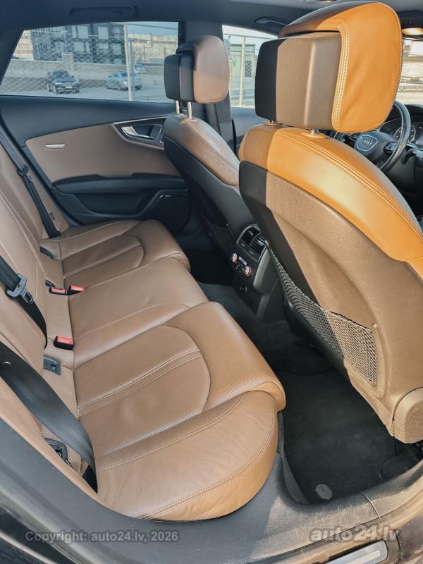 Zils Audi A7 Sportback 2011 Tallina, ar dzinēja tilpumu 3.00 L un nobraukumu 203 tūkst. km par 16490 €, foto 11 vietnē AUTOMOTO.COM.LV