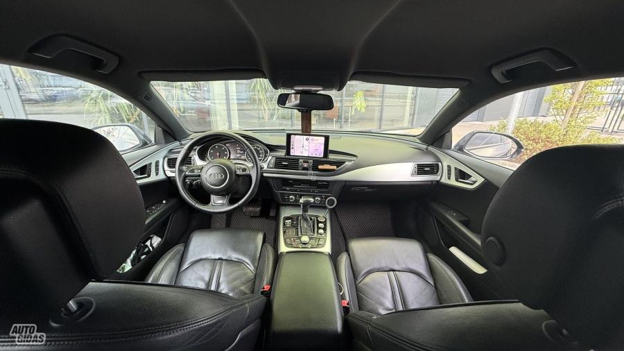 Blue Audi A7 Sportback 2011 in Vilnius, with an engine capacity of 3.00 L and mileage of 350 thousand km for 13000 €, photo 14 on AUTOMOTO.COM.LV