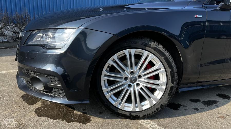 Blue Audi A7 Sportback 2011 in Vilnius, with an engine capacity of 3.00 L and mileage of 350 thousand km for 13000 €, photo 33 on AUTOMOTO.COM.LV