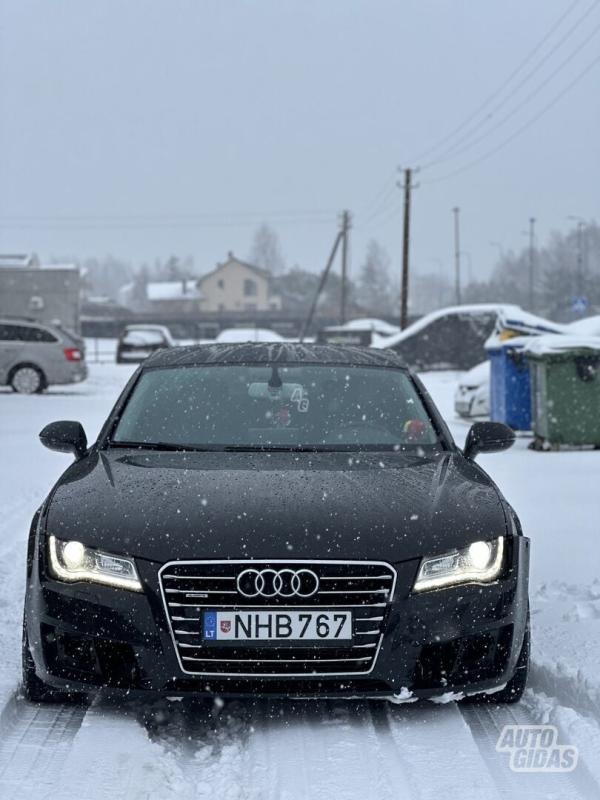 Blue Audi A7 Sportback 2012 in Vilnius, with an engine capacity of 3.00 L and mileage of 335 thousand km for 10000 €, photo 1 on AUTOMOTO.COM.LV