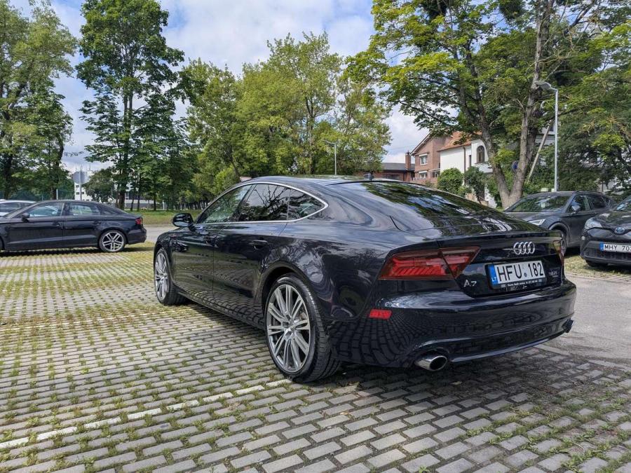 Zils Audi A7 Sportback 2012 Kauņa, ar dzinēja tilpumu 3.00 L un nobraukumu 149 tūkst. km par 12500 €, foto 3 vietnē AUTOMOTO.COM.LV