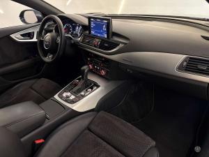 Blue Audi A7 Sportback 2015 in Marijampole, with an engine capacity of 2.97 L and mileage of 250 thousand km for 19999 €, photo 11 on AUTOMOTO.COM.LV