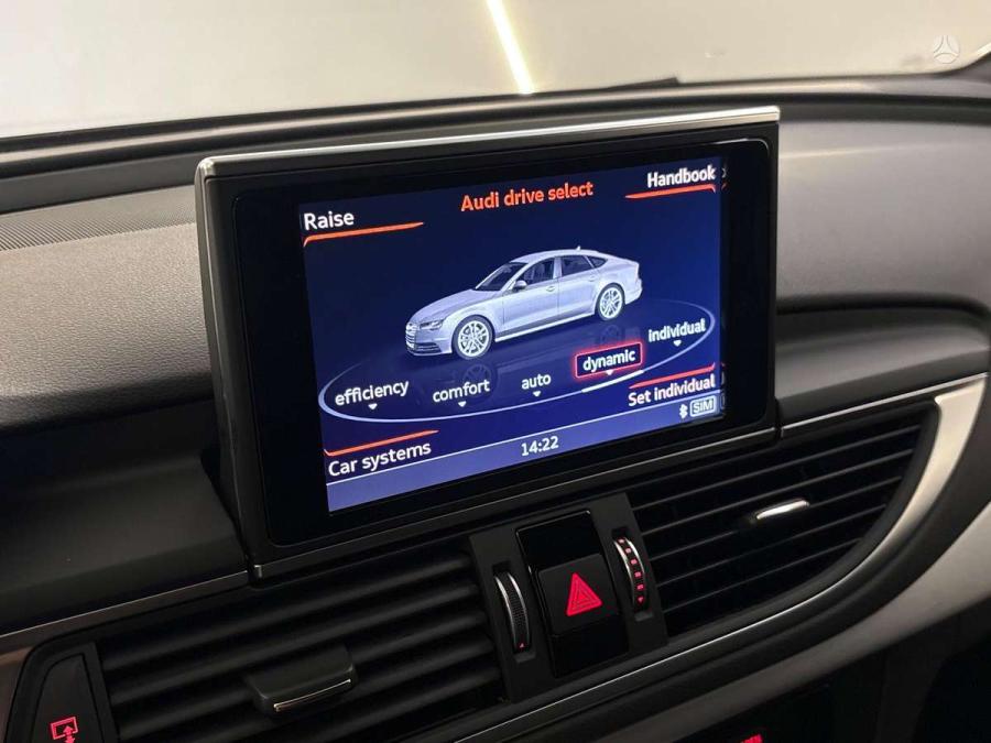 Blue Audi A7 Sportback 2015 in Marijampole, with an engine capacity of 2.97 L and mileage of 250 thousand km for 19999 €, photo 19 on AUTOMOTO.COM.LV