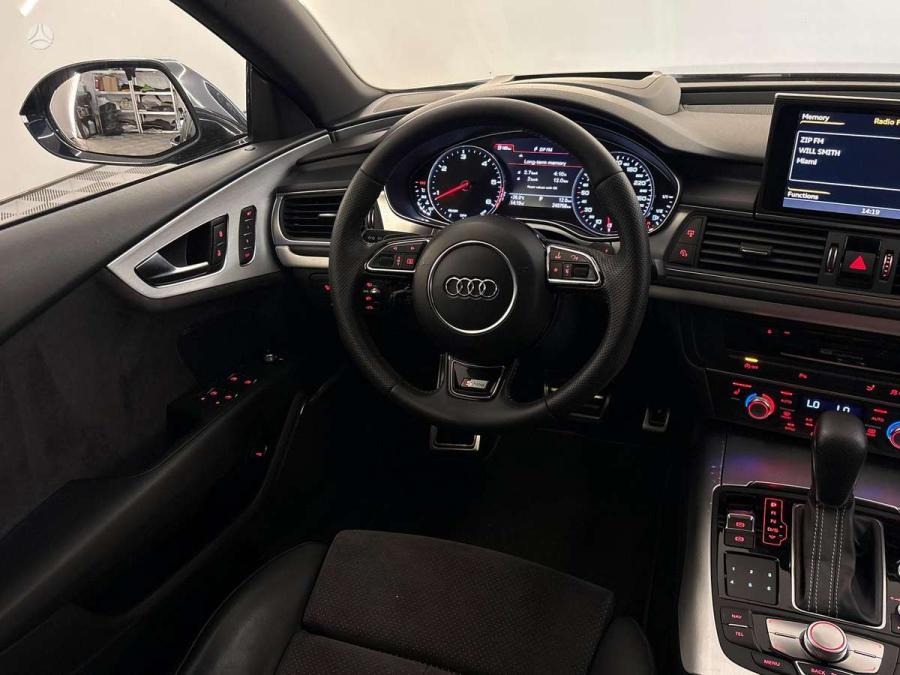 Blue Audi A7 Sportback 2015 in Marijampole, with an engine capacity of 2.97 L and mileage of 250 thousand km for 19999 €, photo 24 on AUTOMOTO.COM.LV