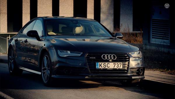 Blue Audi A7 Sportback 2015 in Vilnius, with an engine capacity of 2.97 L and mileage of 239 thousand km for 17950 €, photo 3 on AUTOMOTO.COM.LV