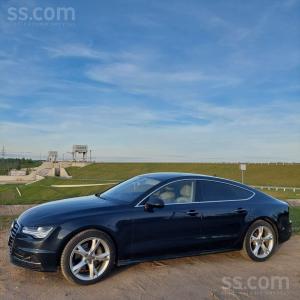 Blue Audi A7 Sportback 2015 in Aizkraukle, with an engine capacity of 3.00 L and mileage of 245 thousand km for 17000 €, photo 3 on AUTOMOTO.COM.LV