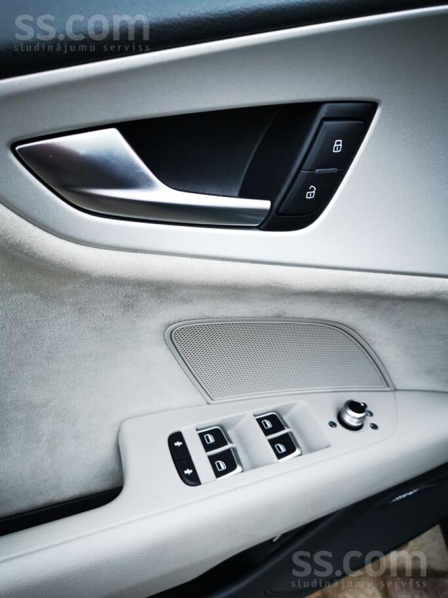 Blue Audi A7 Sportback 2015 in Aizkraukle, with an engine capacity of 3.00 L and mileage of 245 thousand km for 17000 €, photo 12 on AUTOMOTO.COM.LV