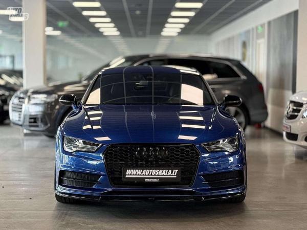 Blue Audi A7 Sportback 2016 in Klaipeda, with an engine capacity of 3.00 L and mileage of 200 thousand km for 27900 €, photo 2 on AUTOMOTO.COM.LV