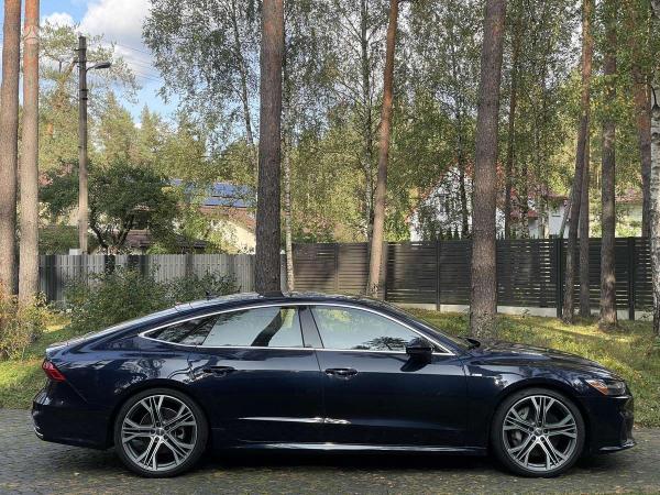 Audi A7 Sportback 2019 Viļņa vietnē Zils Audi A7 Sportback 2019 Viļņa, ar dzinēja tilpumu 3.00 L un nobraukumu 86 tūkst. km par 34900 €, foto 1 vietnē AUTOMOTO.COM.LV