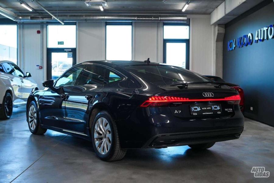 Zils Audi A7 Sportback 2020 Marijampole, ar dzinēja tilpumu 3.00 L un nobraukumu 105 tūkst. km par 31950 €, foto 10 vietnē AUTOMOTO.COM.LV