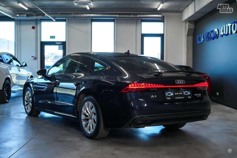Zils Audi A7 Sportback 2020 Marijampole, ar dzinēja tilpumu 3.00 L un nobraukumu 105 tūkst. km par 31450 €, foto 10 vietnē AUTOMOTO.COM.LV