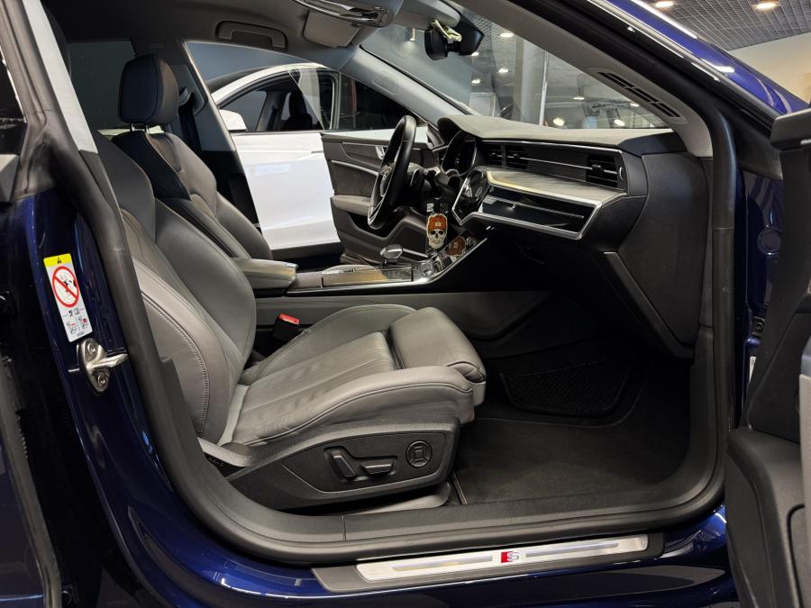 Zils Audi A7 Sportback 2020 Rīga, ar dzinēja tilpumu 2.00 L un nobraukumu 132 tūkst. km par 36900 €, foto 16 vietnē AUTOMOTO.COM.LV