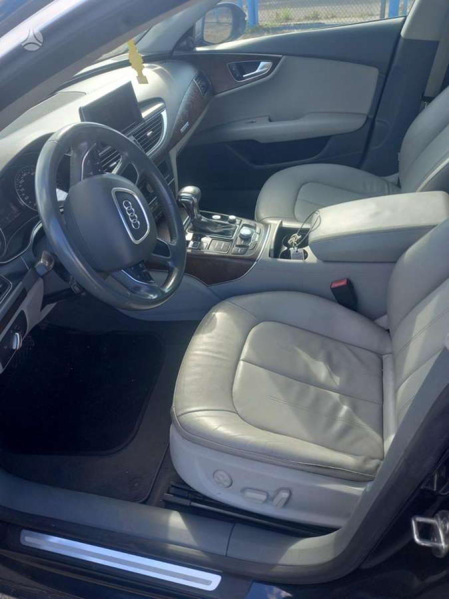 Zils Audi A7 Sportback 2012 Panevēža, ar dzinēja tilpumu 3.00 L un nobraukumu 300 tūkst. km par 10800 €, foto 8 vietnē AUTOMOTO.COM.LV
