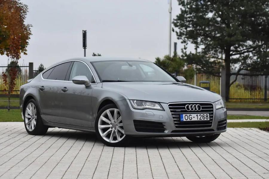 Blue Audi A7 Sportback 2011 in Marupe, with an engine capacity of 3.00 L and mileage of 332 thousand km for 10450 €, photo 1 on AUTOMOTO.COM.LV