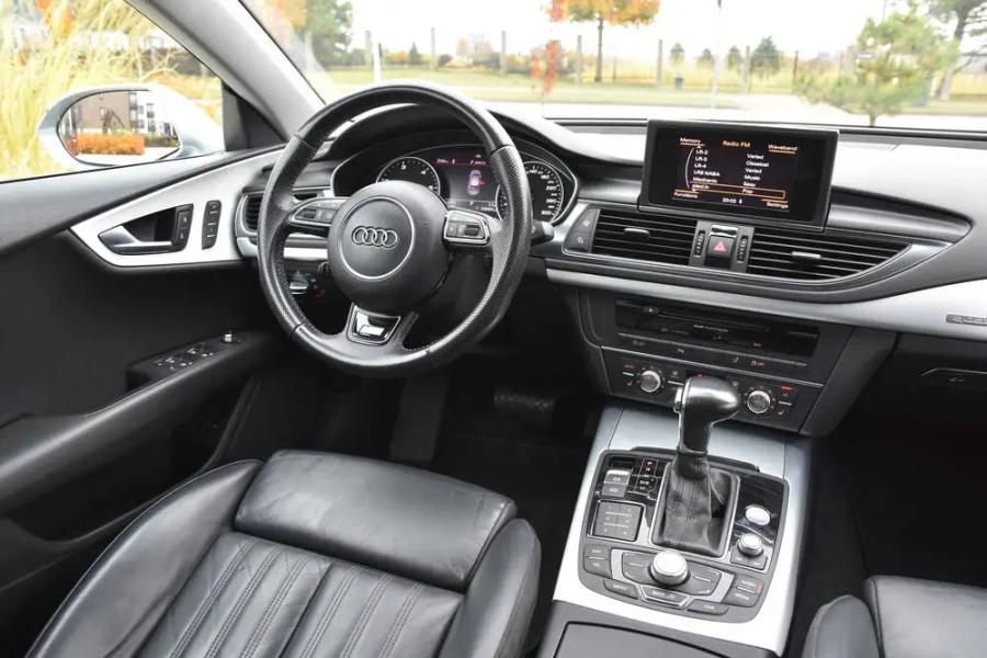 Blue Audi A7 Sportback 2011 in Marupe, with an engine capacity of 3.00 L and mileage of 332 thousand km for 10450 €, photo 13 on AUTOMOTO.COM.LV