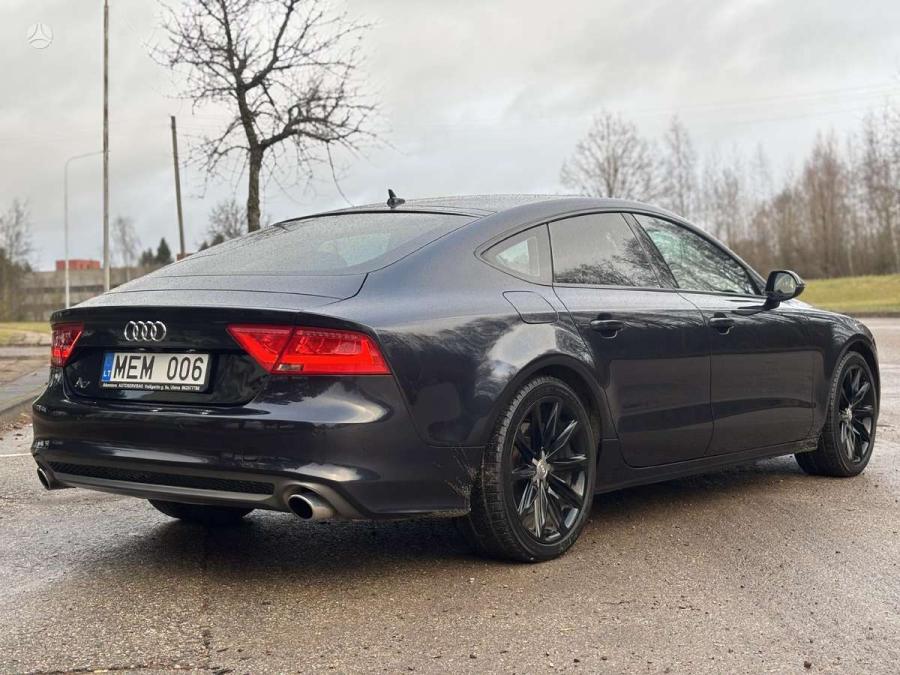 Zils Audi A7 Sportback 2013 Utena, ar dzinēja tilpumu 2.97 L un nobraukumu 237 tūkst. km par 12999 €, foto 3 vietnē AUTOMOTO.COM.LV