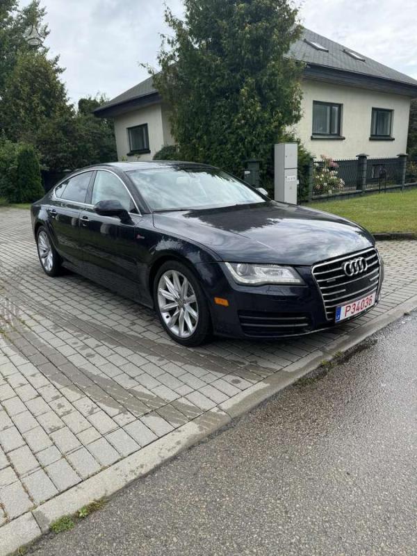 Blue Audi A7 Sportback 2014 in Klaipeda, with an engine capacity of 3.00 L and mileage of 214 thousand km for 7700 €, photo 1 on AUTOMOTO.COM.LV