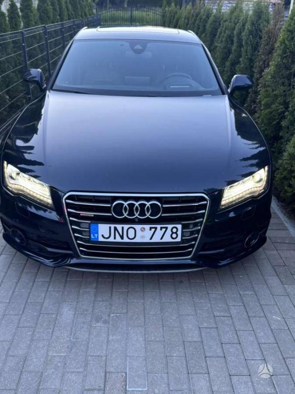 Blue Audi A7 Sportback 2017 in Vilnius, with an engine capacity of 3.00 L and mileage of 191 thousand km for 16000 €, photo 2 on AUTOMOTO.COM.LV
