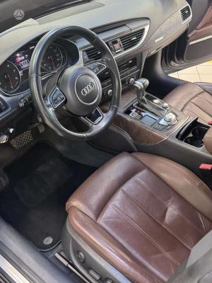 Blue Audi A7 Sportback 2017 in Vilnius, with an engine capacity of 3.00 L and mileage of 191 thousand km for 16000 €, photo 14 on AUTOMOTO.COM.LV