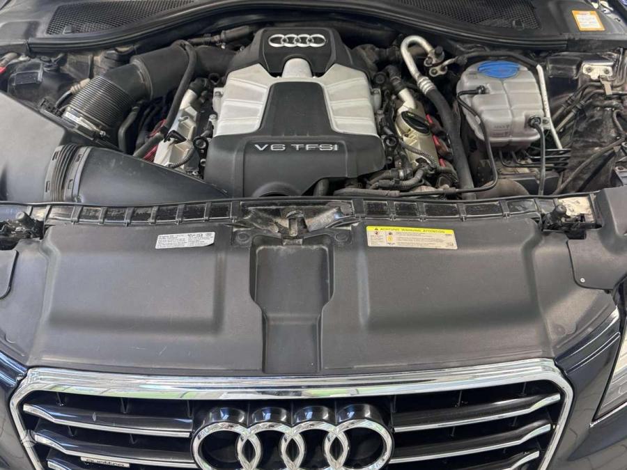 Blue Audi A7 Sportback 2017 in Vilnius, with an engine capacity of 3.00 L and mileage of 191 thousand km for 16000 €, photo 15 on AUTOMOTO.COM.LV