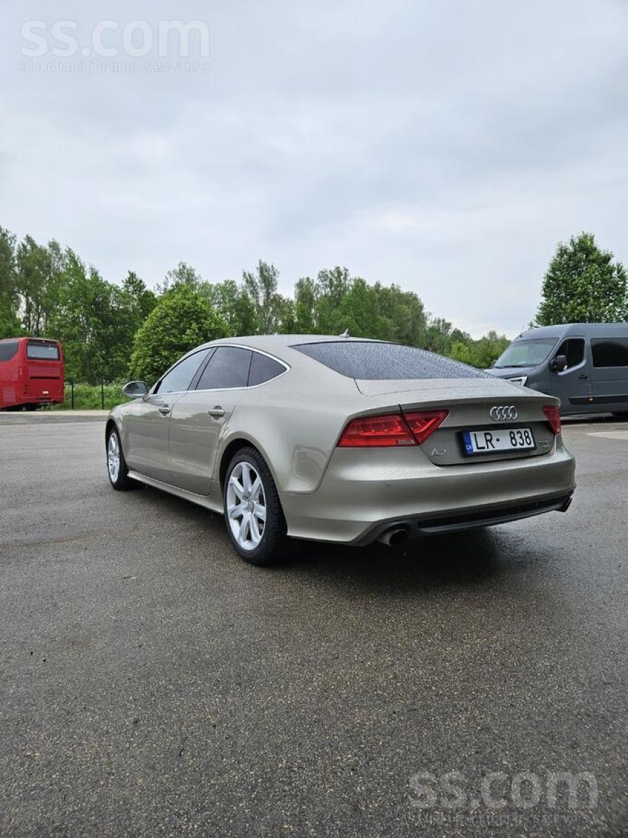 Brown Audi A7 Sportback 2011 in Valmiera, with an engine capacity of 3.00 L and mileage of 189 thousand km for 11500 €, photo 3 on AUTOMOTO.COM.LV