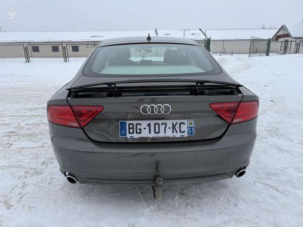 Brown Audi A7 Sportback 2011 in Taurage, with an engine capacity of 2.97 L and mileage of 375 thousand km for 9900 €, photo 9 on AUTOMOTO.COM.LV