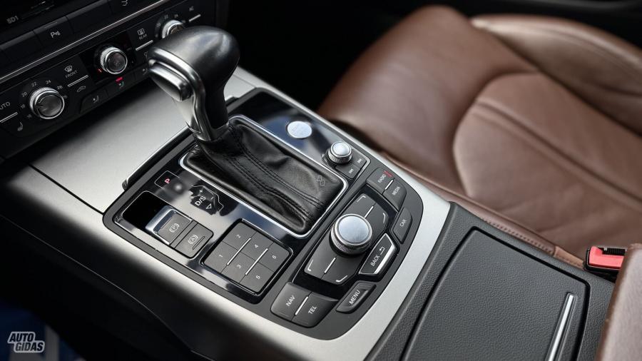 Brown Audi A7 Sportback 2011 in Radviliskis, with an engine capacity of 3.00 L and mileage of 270 thousand km for 11750 €, photo 25 on AUTOMOTO.COM.LV