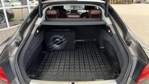 Brown Audi A7 Sportback 2011 in Radviliskis, with an engine capacity of 3.00 L and mileage of 270 thousand km for 11750 €, photo 32 on AUTOMOTO.COM.LV