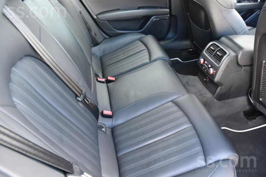 Brown Audi A7 Sportback 2011 in Riga, with an engine capacity of 3.00 L and mileage of 337 thousand km for 13750 €, photo 16 on AUTOMOTO.COM.LV