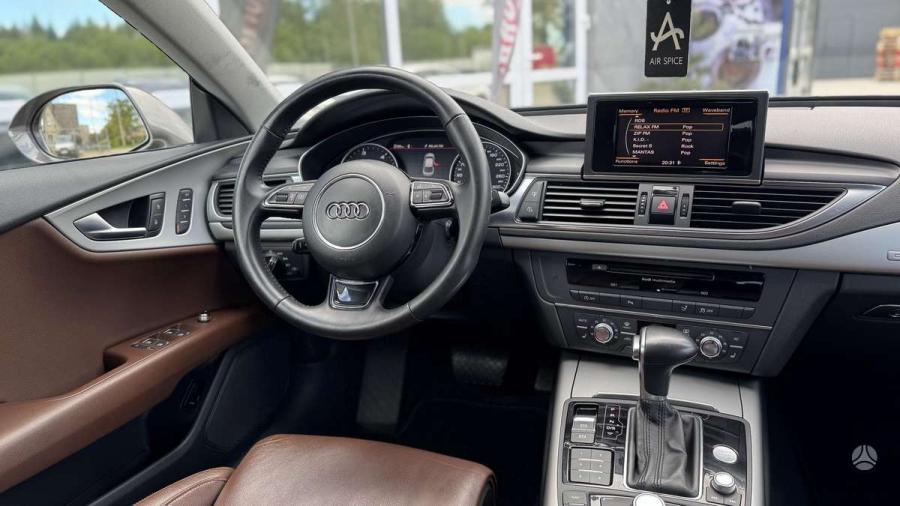 Brown Audi A7 Sportback 2011 in Radviliskis, with an engine capacity of 3.00 L and mileage of 270 thousand km for 11250 €, photo 18 on AUTOMOTO.COM.LV