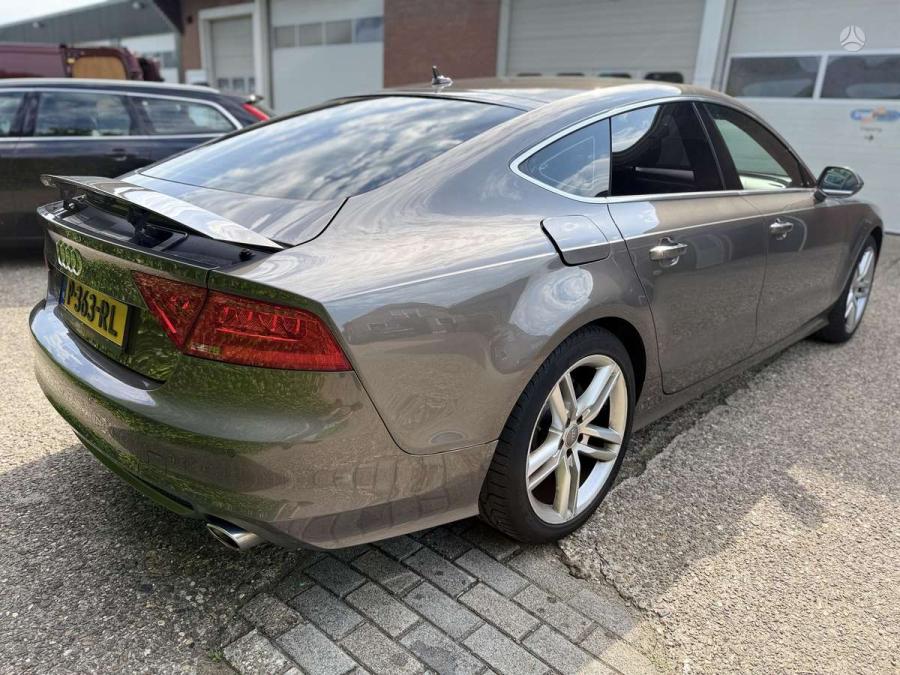 Brown Audi A7 Sportback 2013 in Kazlu Ruda, with an engine capacity of 2.97 L and mileage of 245 thousand km for 9999 €, photo 4 on AUTOMOTO.COM.LV