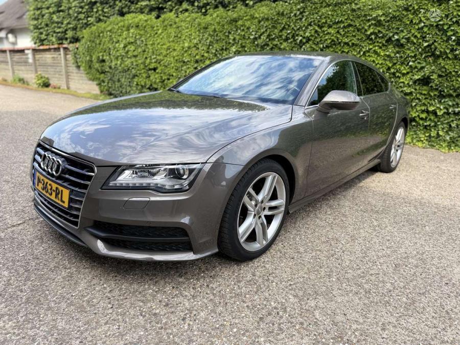 Brown Audi A7 Sportback 2013 in Kazlu Ruda, with an engine capacity of 2.97 L and mileage of 245 thousand km for 9999 €, photo 7 on AUTOMOTO.COM.LV