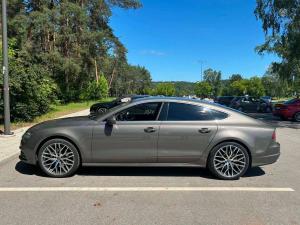 Brown Audi A7 Sportback 2015 in Kaunas, with an engine capacity of 1.98 L and mileage of 223 thousand km for 15300 €, photo 4 on AUTOMOTO.COM.LV