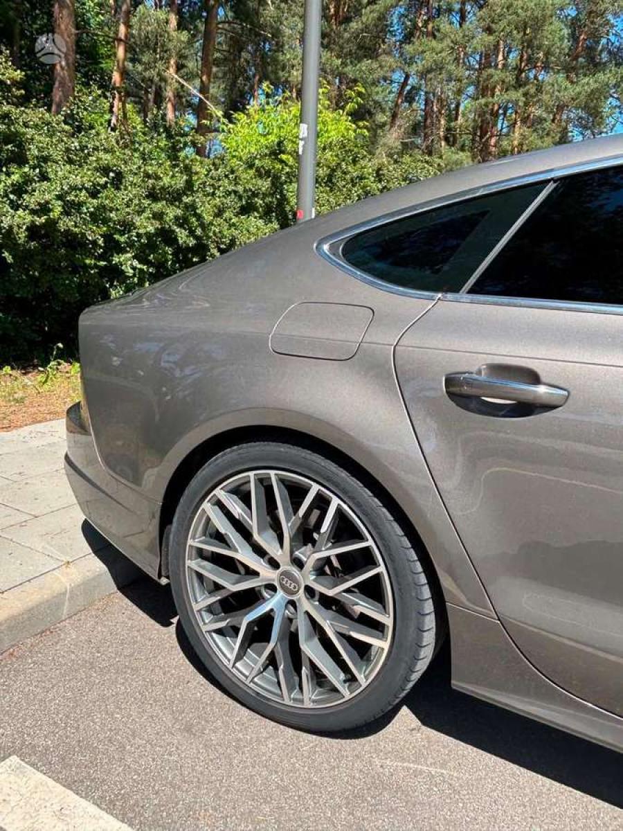Brown Audi A7 Sportback 2015 in Kaunas, with an engine capacity of 1.98 L and mileage of 223 thousand km for 15300 €, photo 6 on AUTOMOTO.COM.LV