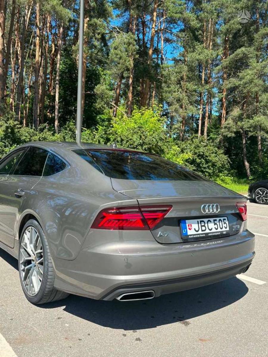 Brown Audi A7 Sportback 2015 in Kaunas, with an engine capacity of 1.98 L and mileage of 223 thousand km for 15300 €, photo 9 on AUTOMOTO.COM.LV
