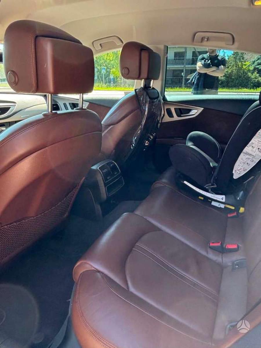 Brown Audi A7 Sportback 2015 in Kaunas, with an engine capacity of 1.98 L and mileage of 223 thousand km for 15300 €, photo 11 on AUTOMOTO.COM.LV