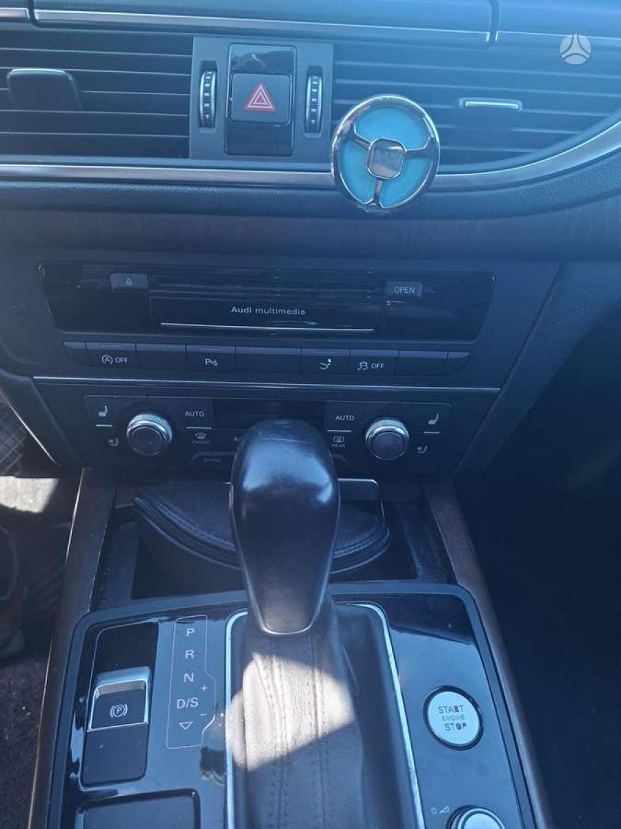 Brūns Audi A7 Sportback 2016 Klaipėda, ar dzinēja tilpumu 3.00 L un nobraukumu 330 tūkst. km par 14000 €, foto 7 vietnē AUTOMOTO.COM.LV