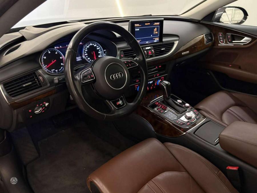 Brūns Audi A7 Sportback 2016 Marijampole, ar dzinēja tilpumu 2.97 L un nobraukumu 274 tūkst. km par 17650 €, foto 3 vietnē AUTOMOTO.COM.LV