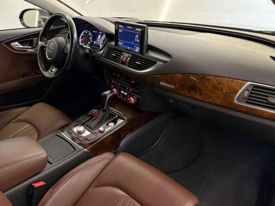 Brown Audi A7 Sportback 2016 in Marijampole, with an engine capacity of 2.97 L and mileage of 274 thousand km for 16999 €, photo 23 on AUTOMOTO.COM.LV