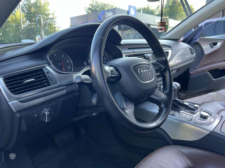 Brūns Audi A7 Sportback 2011 Viļņa, ar dzinēja tilpumu 3.00 L un nobraukumu 350 tūkst. km par 8400 €, foto 33 vietnē AUTOMOTO.COM.LV