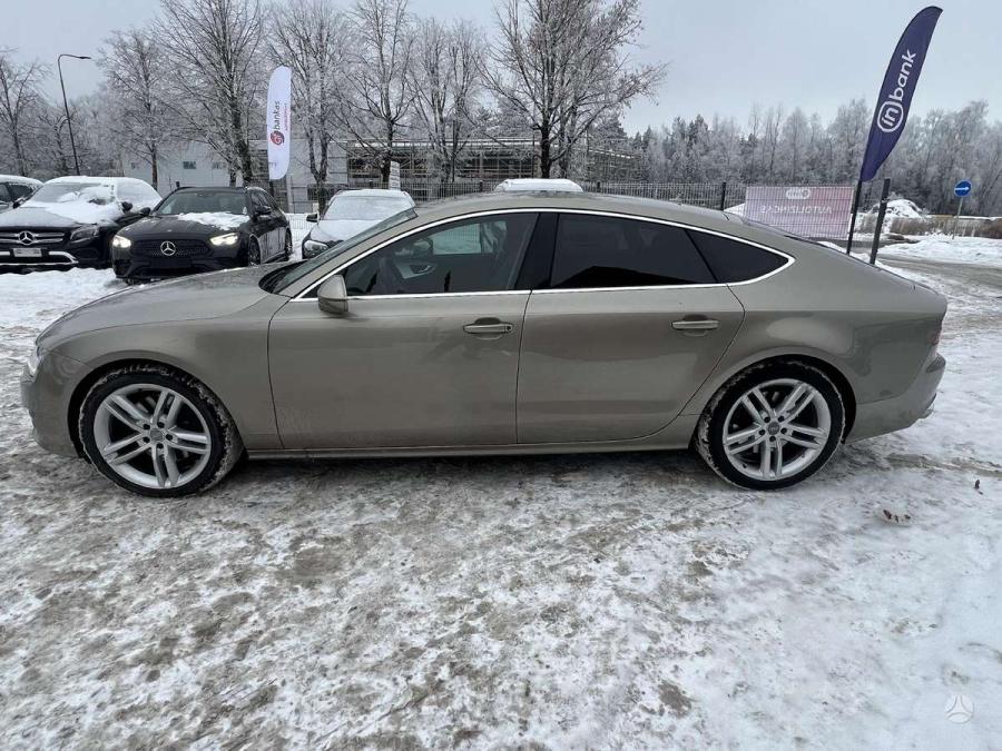 Brown Audi A7 Sportback 2012 in Kaunas, with an engine capacity of 3.00 L and mileage of 272 thousand km for 10950 €, photo 8 on AUTOMOTO.COM.LV