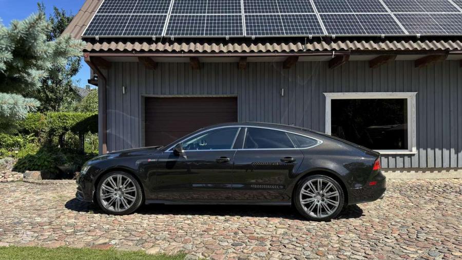 Brown Audi A7 Sportback 2012 in Varena, with an engine capacity of 3.00 L and mileage of 227 thousand km for 10000 €, photo 6 on AUTOMOTO.COM.LV