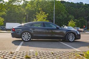 Audi A7 Sportback 2011 in Vilnius, with an engine capacity of 2.97 L and mileage of 307 thousand km for 9200 €, photo 4 on AUTOMOTO.COM.LV