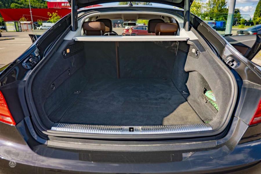 Audi A7 Sportback 2011 in Vilnius, with an engine capacity of 2.97 L and mileage of 307 thousand km for 9200 €, photo 16 on AUTOMOTO.COM.LV