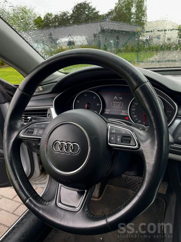 Audi A7 Sportback 2012 Rīga, ar dzinēja tilpumu 3.00 L un nobraukumu 275 tūkst. km par 12990 €, foto 7 vietnē AUTOMOTO.COM.LV
