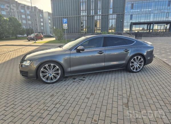 Grey Audi A7 Sportback 2010 in Riga, with an engine capacity of 3.00 L and mileage of 216 thousand km for 11800 €, photo 2 on AUTOMOTO.COM.LV
