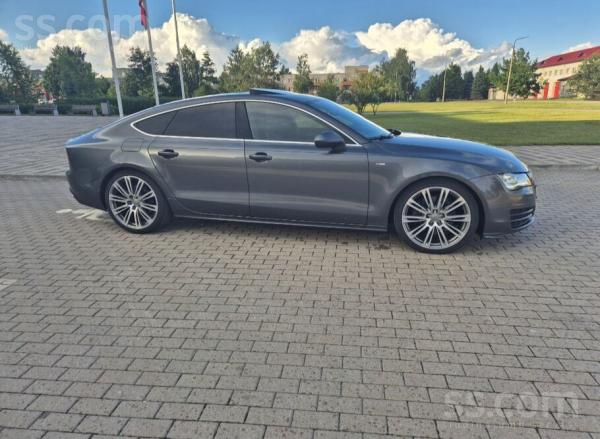 Grey Audi A7 Sportback 2010 in Riga, with an engine capacity of 3.00 L and mileage of 216 thousand km for 11800 €, photo 4 on AUTOMOTO.COM.LV
