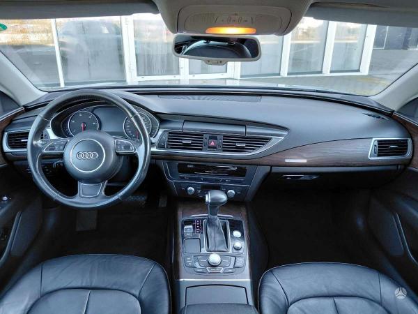 Pelēks Audi A7 Sportback 2011 Viļņa, ar dzinēja tilpumu 2.97 L un nobraukumu 244 tūkst. km par 12500 €, foto 11 vietnē AUTOMOTO.COM.LV